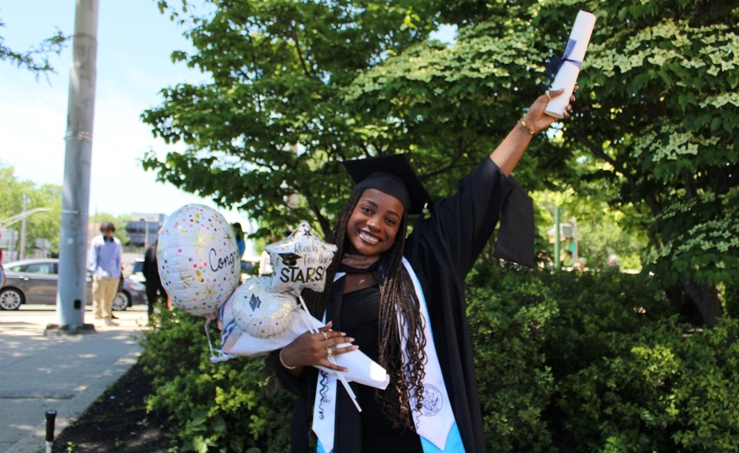 Mercy University Honors Graduates at 2025 Commencement | Mercy University