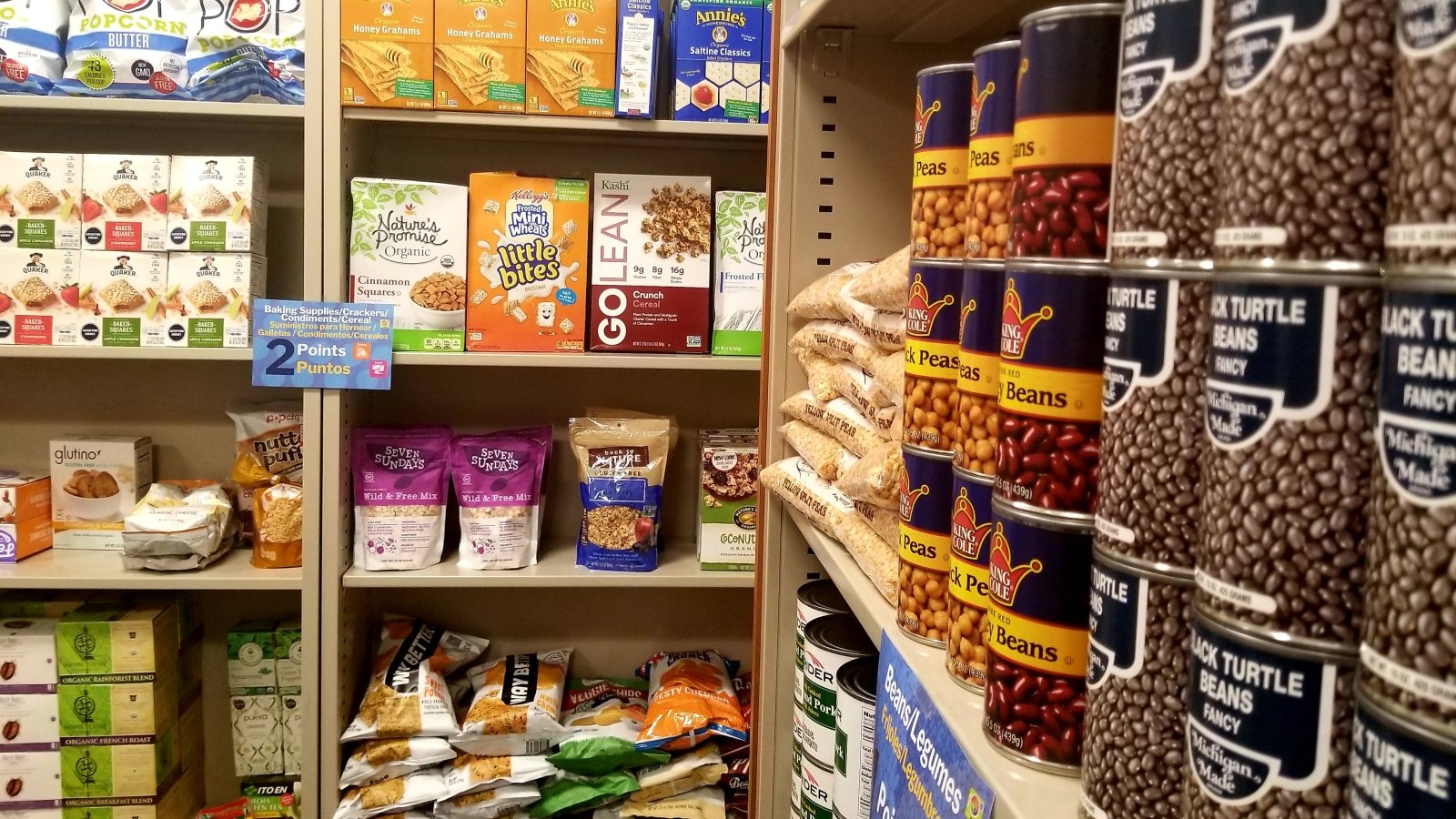 Mav Market Food and Resource Pantry | Mercy University