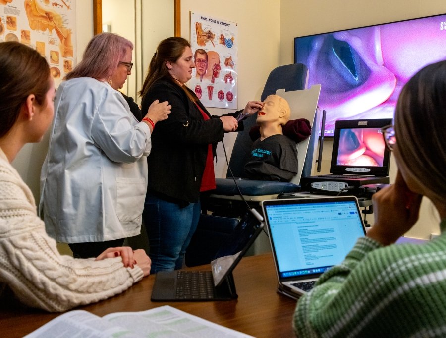 Communication Disorders Program Details | Mercy University